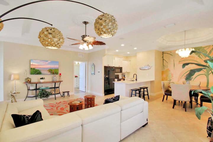 Venice - Minutes To Beaches - Breeze By The Sea - Venice, FL