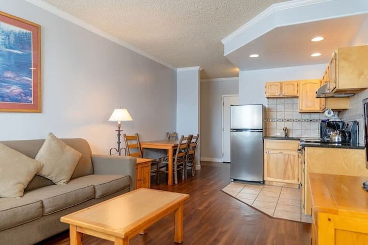 Rocky Mountain Dream! Convenient Room | Pool - Steamboat Springs, CO