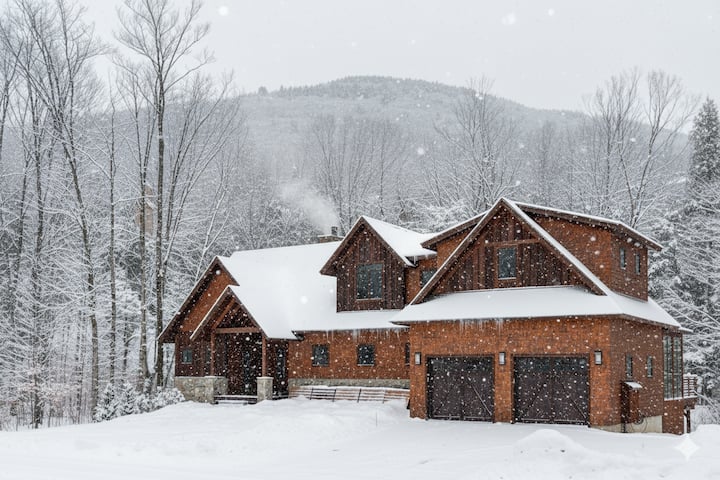 Spectacular Ski In Hideaway: Hot Tub - Views - Bbq - New Hampshire