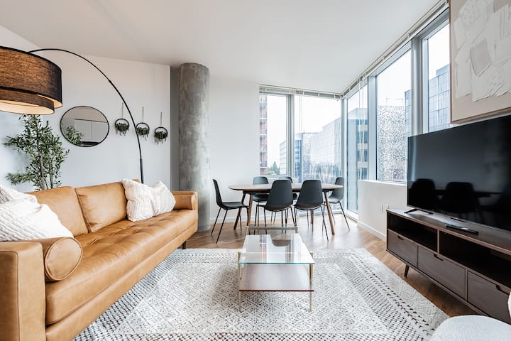 2br | Gym, Pool | Bellevue | Sophari Towers K - Bellevue, WA