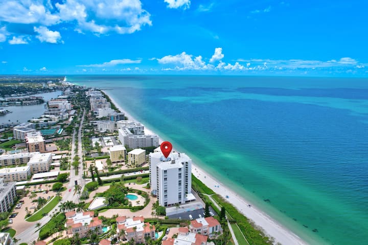 Luxury Gulf-view Escape In Naples - Naples, FL