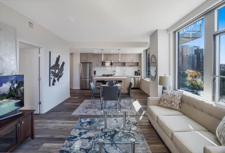 New! Cozy, Spacious 2br In Reston | Nr Metro - Reston, VA