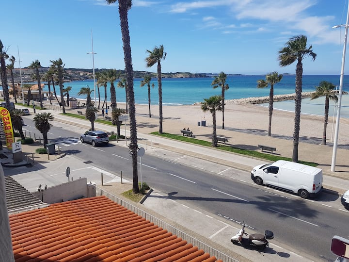 Scenic Garden View Room | 5 Mins Walk From Beach - Sanary-sur-Mer