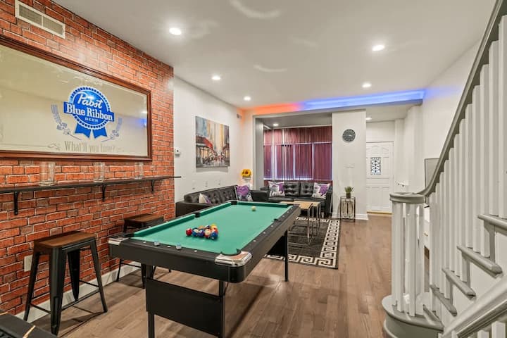 Movie Lounge By Wells Fargo, 10 Min To Center City - Philadelphia, PA