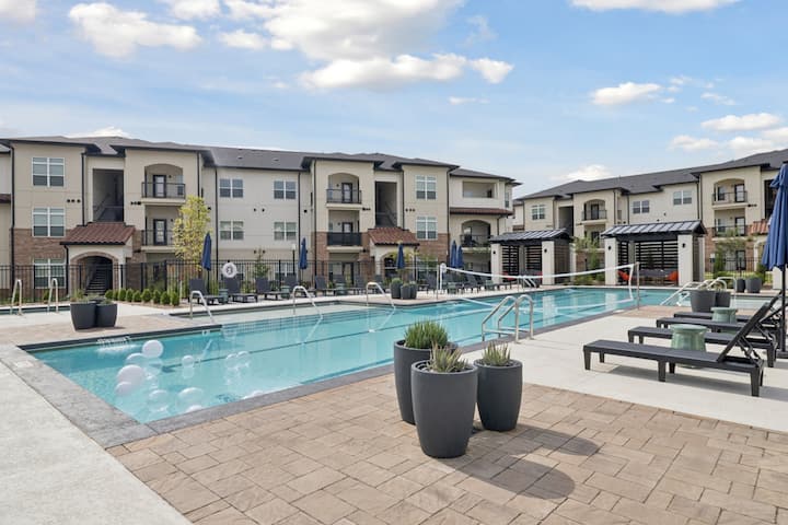 Casa Del Mar • Stylish New 2br/2ba • Owasso Ok - Owasso, OK