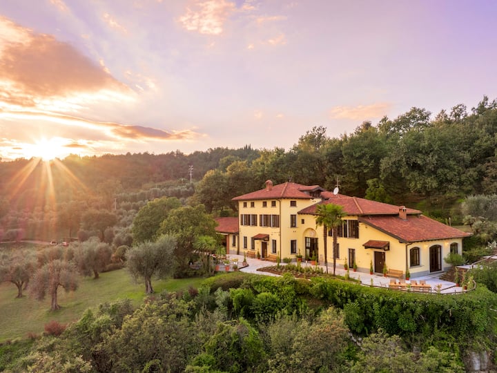 Tenuta Navelli 12+2, Emma Villas - Padenghe sul Garda