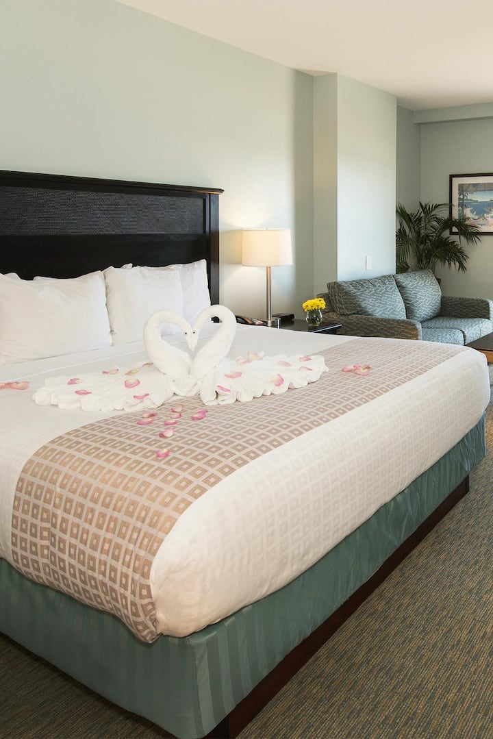 Prime Boardwalk Location - Ocean City, MD