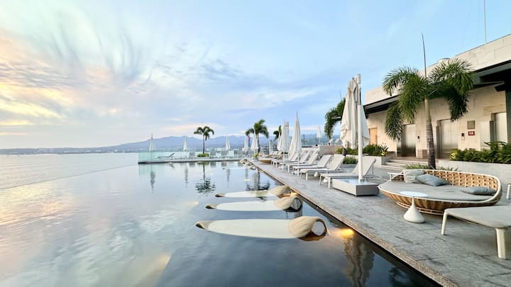 Beachfront Luxury 4br W Infinity Pool & Sunset - Bucerías