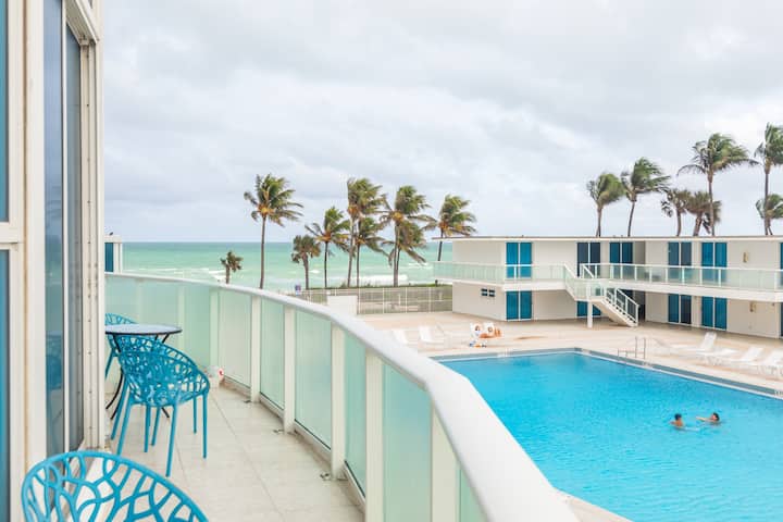 Ga Castle Beach  Loft Temporal - Miami Beach, FL