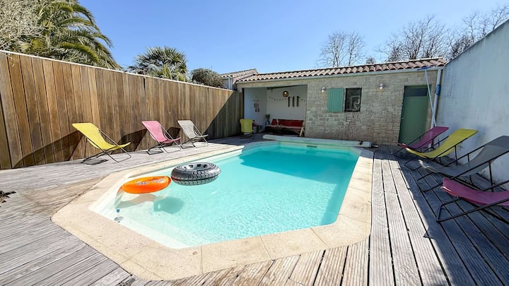 Villa Avec Piscine à Deux Pas Des Pistes Cyclables - La Flotte