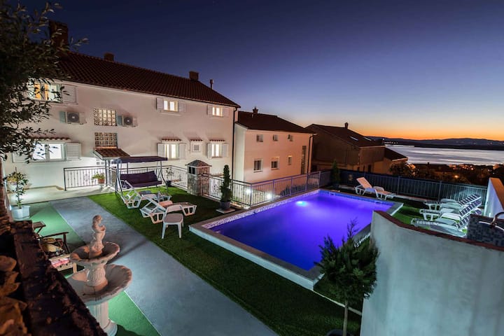 Holiday Apartment With Air Conditioning, System No - Crikvenica