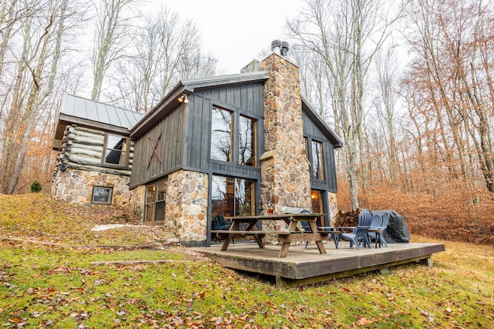Hidden Creek Cabin - Park Road 826