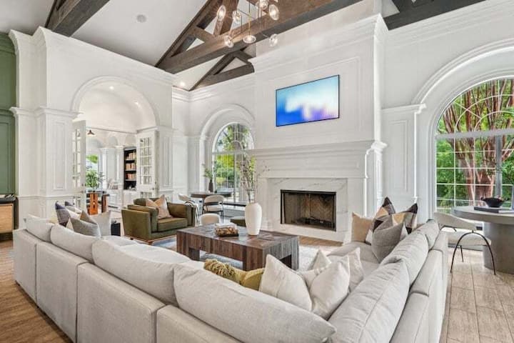 Elevated Frisco Retreat Near Global Match Events - Frisco, TX