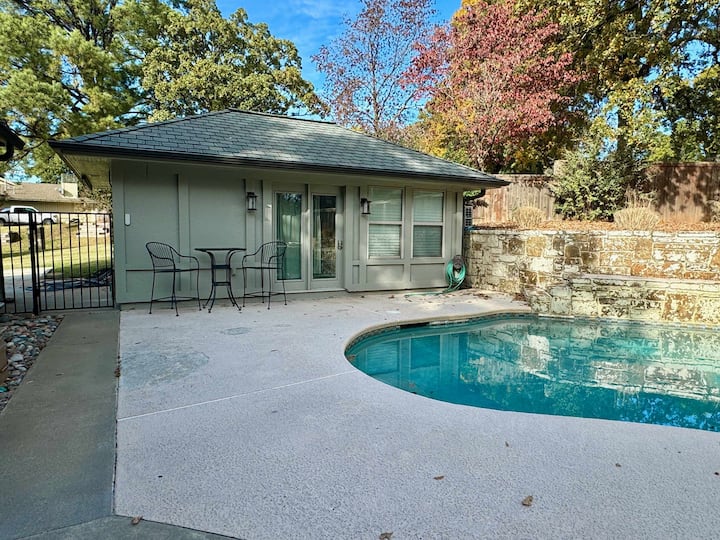 South Tulsa Guest House - Tulsa, OK