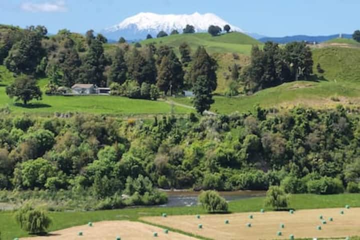 Old Forgotten Highway Retreat - Taumarunui