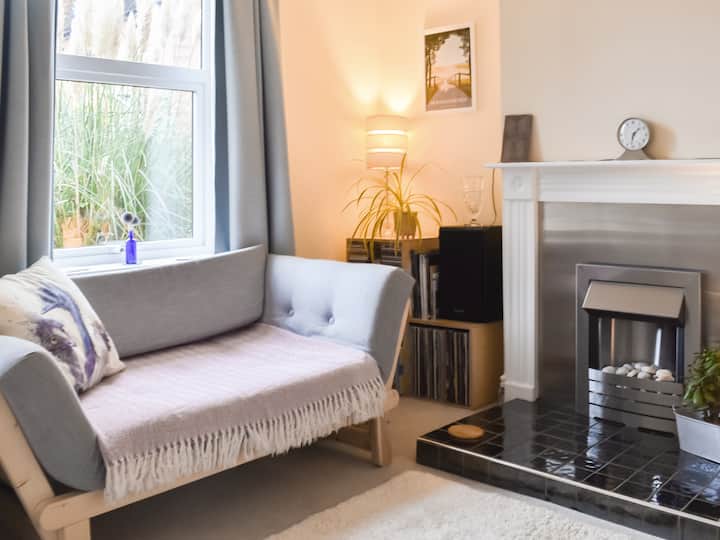 Ratcliffe Cottage - Ipswich