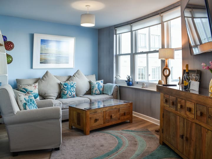 Seagulls Lookout - Chesil Beach