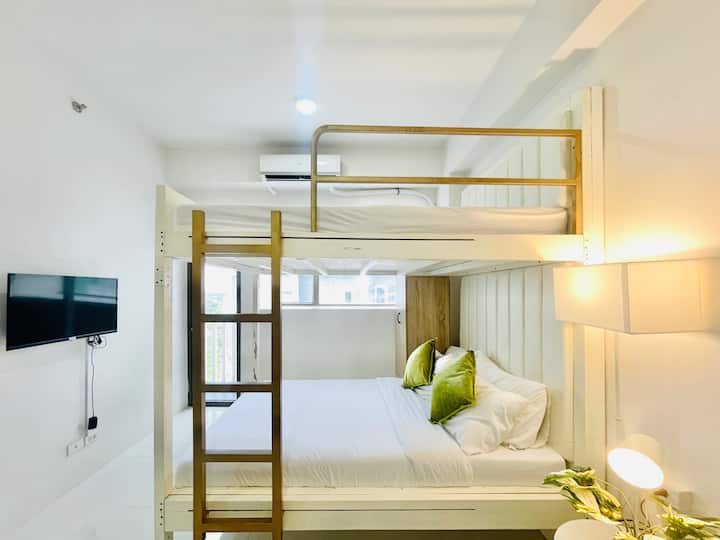 | Comfortable Studio With Pool And Balcony | - Oton