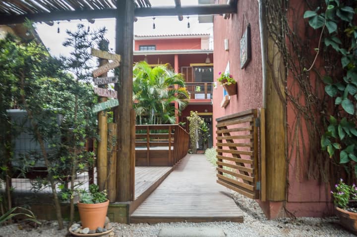 Apto A Poucos Metros Da Praia Da Barra - Garopaba