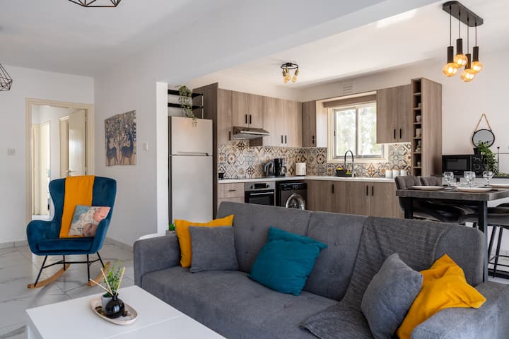 Liric - 3 Bedroom Apartment In Larnaca - Larnaca