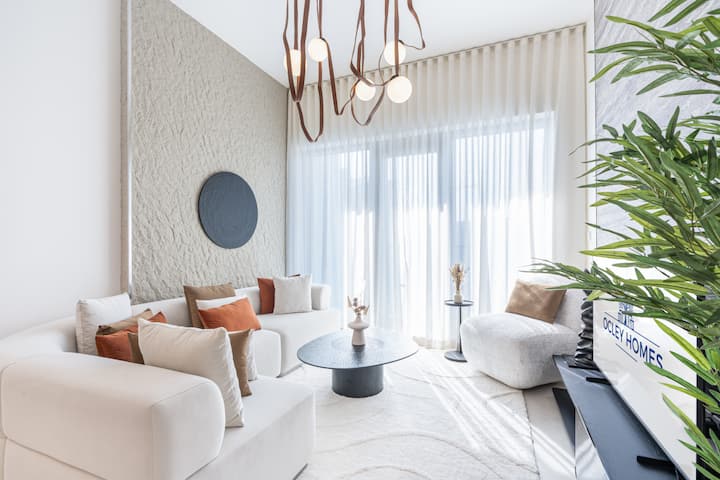 Nicely Furnished Home In The Heart Of Business Bay - Dubai