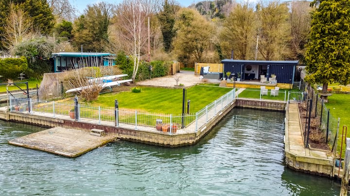 River Cabin & Mills Cottage - Henley-on-Thames