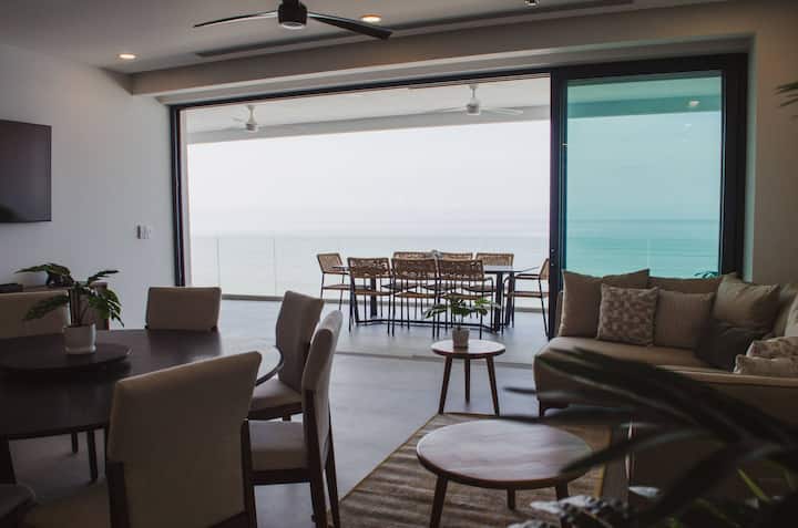 Grand Beachfront Retreat 4br - Sunset Terrace - Bucerías