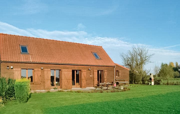 Gorgeous Home In St Omer With Wifi - Saint-Omer