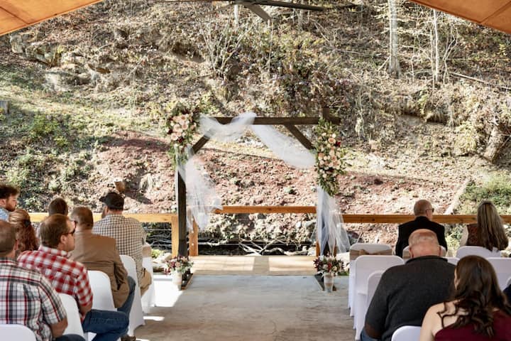 Honeymoon Creek Weddings - Bryson City, NC