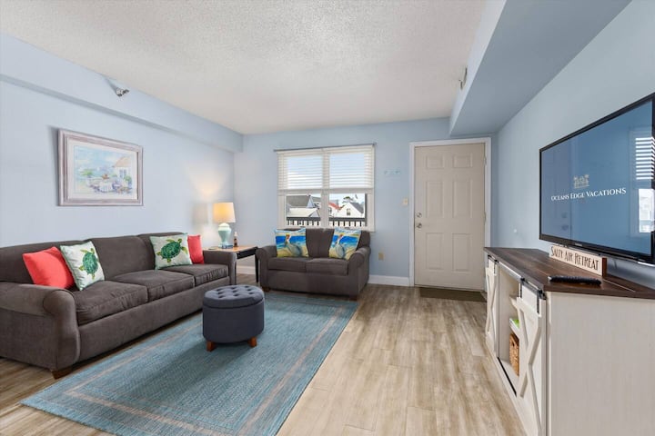 Surf Crest Downtown Condo - Ocean City, MD