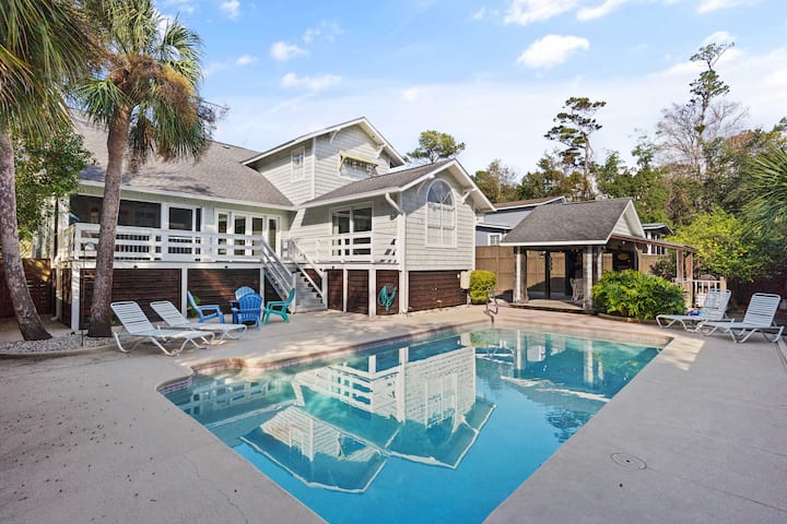 Make A Splash - 510 Delegal St - Brunswick, GA