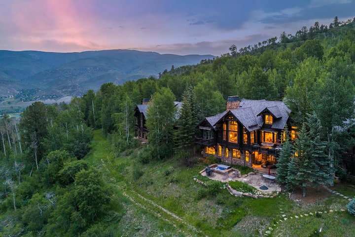 Luxury Arrowhead Lodge With Hot Tub - Edwards, CO