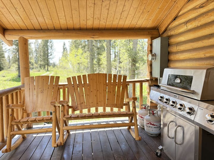 14 Mi To Ynp | Sleeps 12 | Forest Views - West Yellowstone, MT