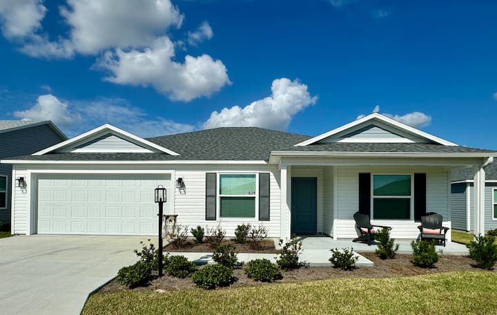 Leaf It All Behind - Wildwood, FL