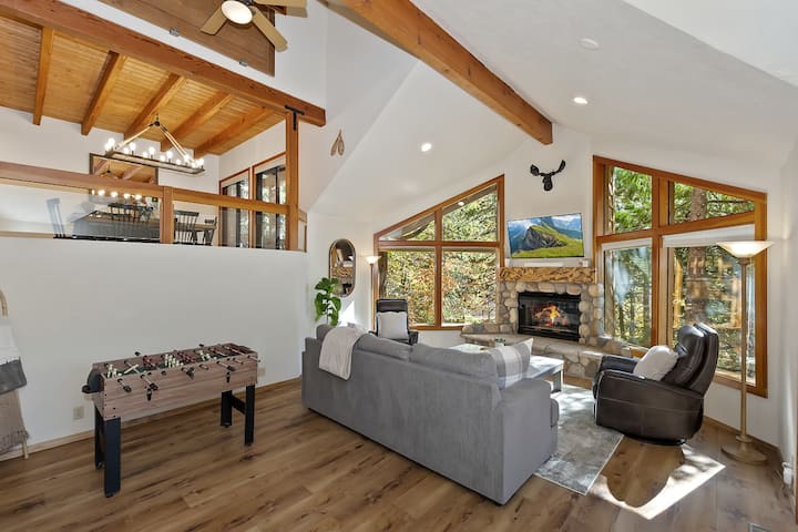 Free Late Check Out | Treehouse W/ Spa | Sleeps 6 - Lake Arrowhead, CA