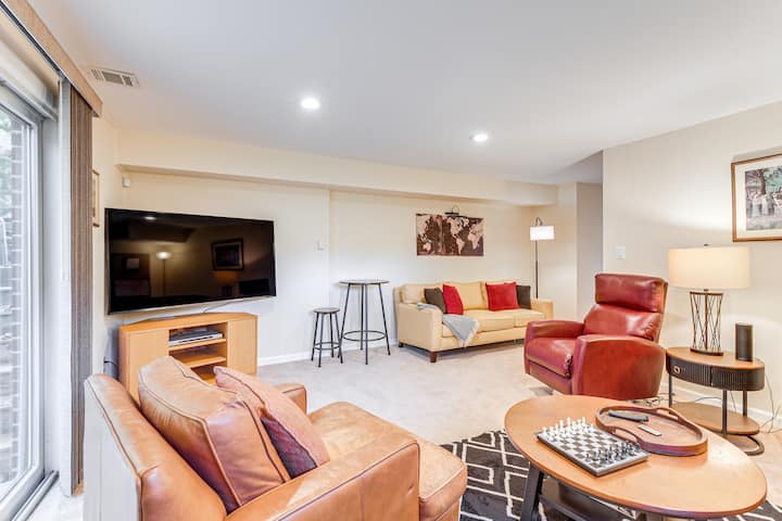 3 Mi To Dtwn Silver Spring: Convenient Apartment - Silver Spring, MD