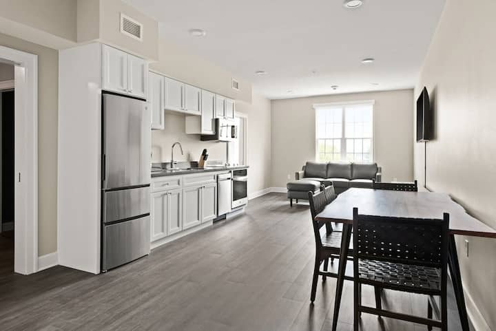 2br Retreat Near Frenchman Street & Canal St. - New Orleans, LA