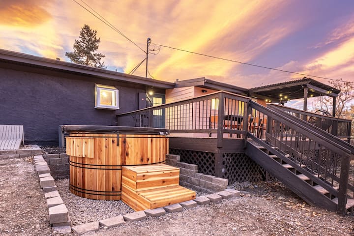 Family, Group & Pet Friendly | Hot Tub | Game Room - Golden, CO