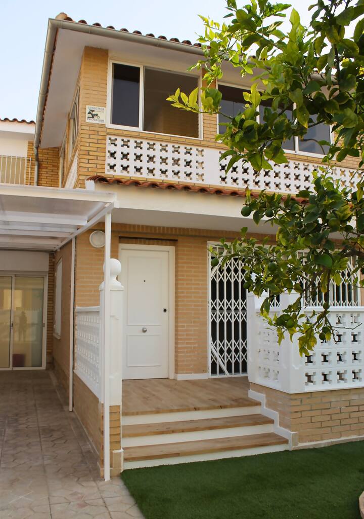 Villanador Muchavista - Alicante