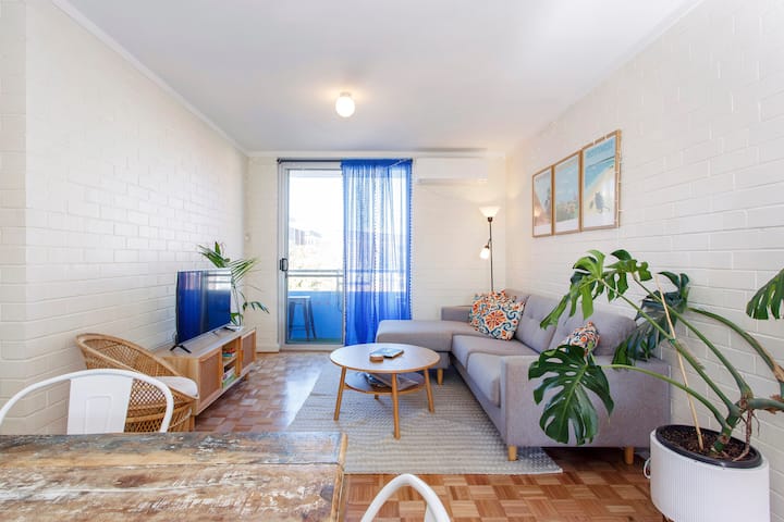 Freo Cosy Corner— Central, Free Parking & Balcony - Cité de Fremantle