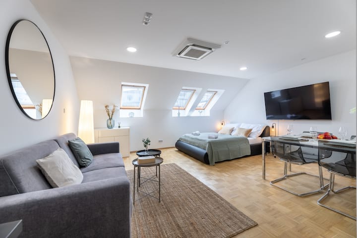 Kip Old Town Modern Apartment, Free Parking & A/c - Prága