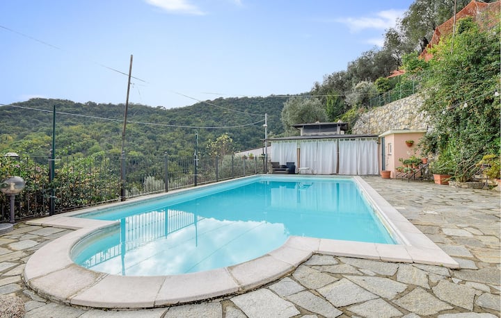 Stunning Apartment In Recco With Kitchen - Recco
