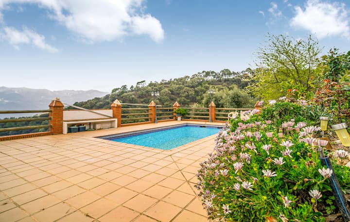 Nice Home In Jubrique - Genalguacil