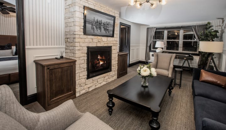 Belfry House Hotel- Premier Suite #7 - Lake Geneva, WI