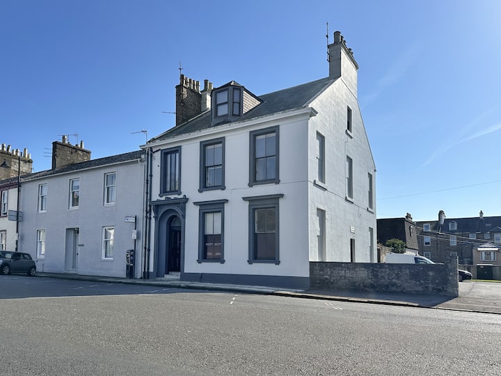 The Nook | Beachwalk Apartments By Nova Suites - Ayr, UK