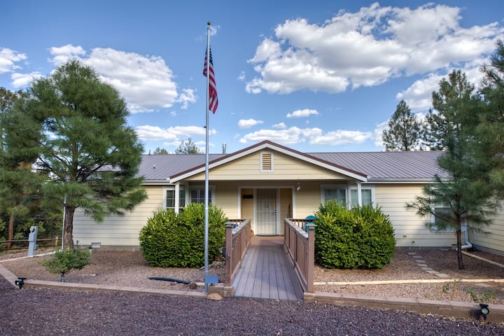 Hidden Retreat In The Heart Of The White Mountains - 肖洛