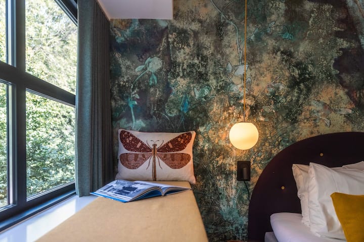Elegant Room In The Badhuis Hotel - Utrecht