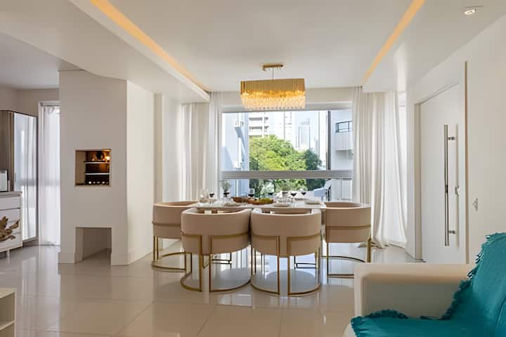 300m Do Mar, 3 Suítes, 2 Garagens - Balneário Camboriú