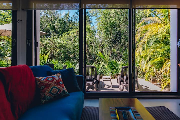 Serene Jungle Villa -Steps From The Ocean - Akumal