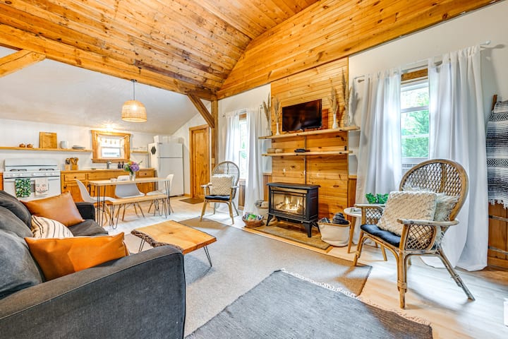 Hiking Mecca: Cozy Cabin Near Lake Santeetlah - Robbinsville, NC